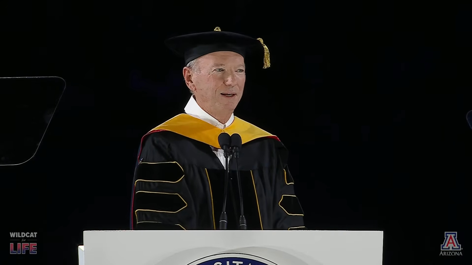 Former Google CEO booed and jeered by stadium full of students during ...