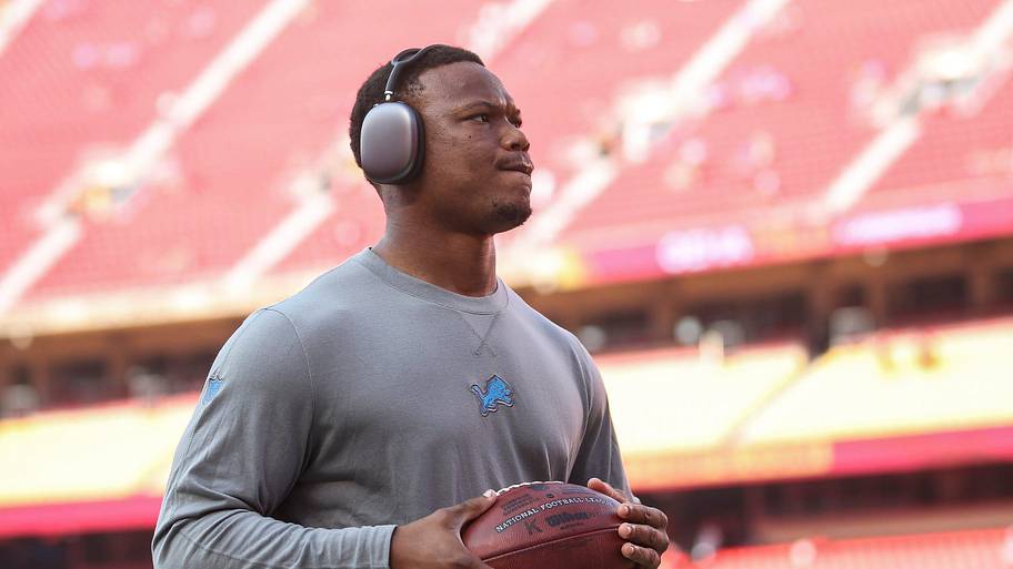 David Montgomery finally escapes Jahmyr Gibbs' fantasy football shadow ...