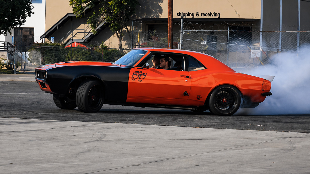 This classic '68 Camaro goes full drift mode