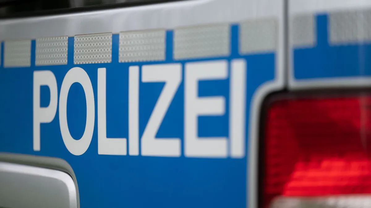 Kirchheim - Betrunken bei Rot über Ampel gefahren und geflüchtet