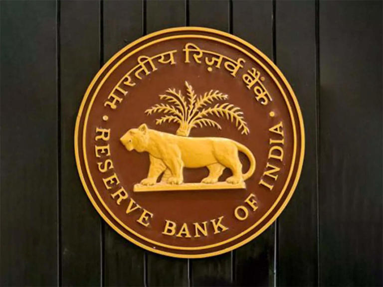 RBI imposes restrictions on Etawah-based Nagar Sahakari Bank for 6 months