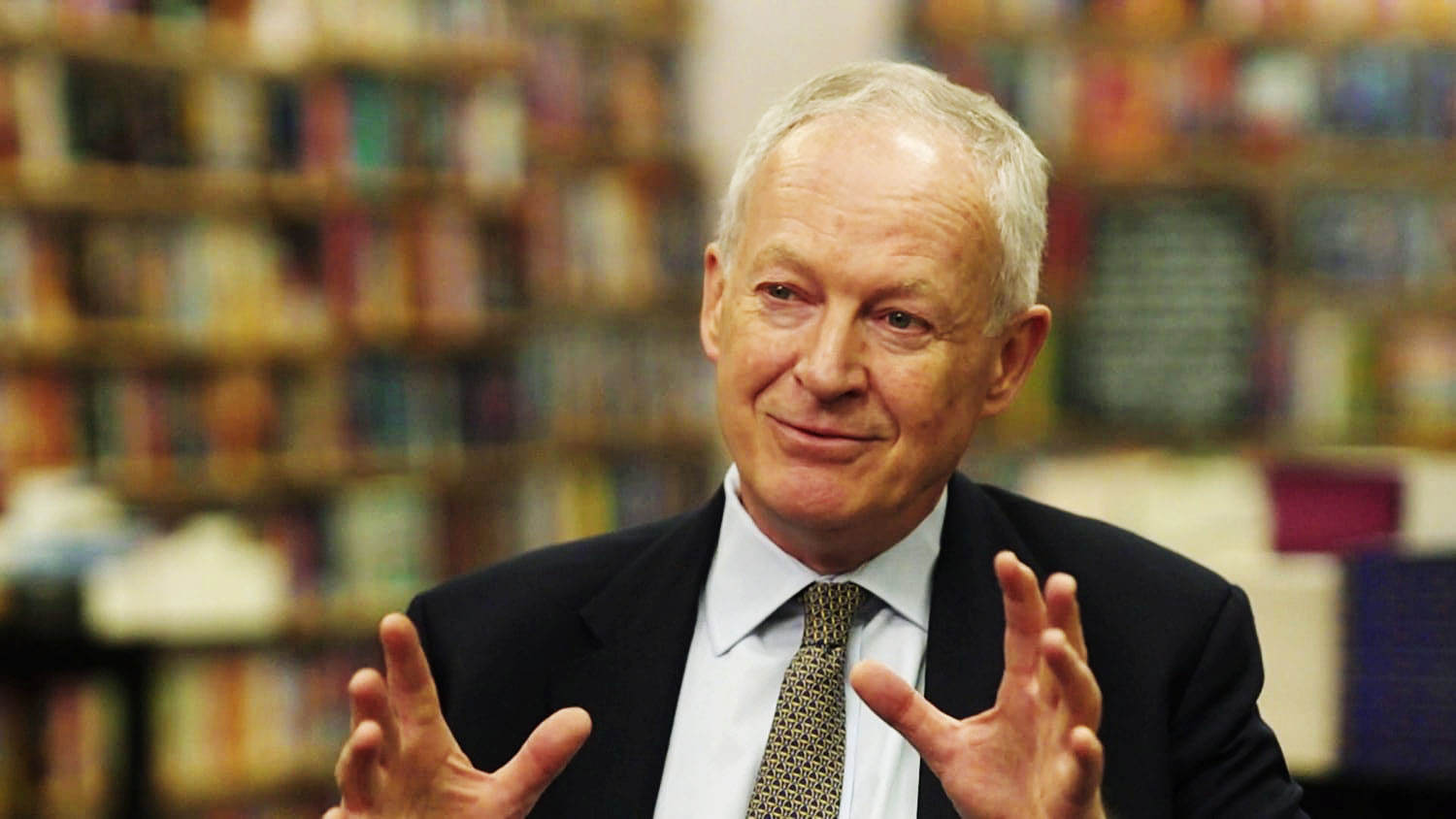 Why the CEO of Barnes & Noble would support selling AI-written books in ...