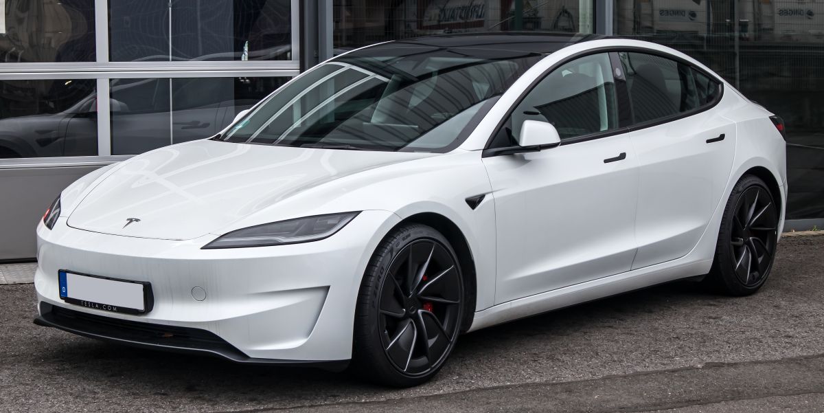 Tesla falls out of China's EV top 10 as BYD dethrones the EV king