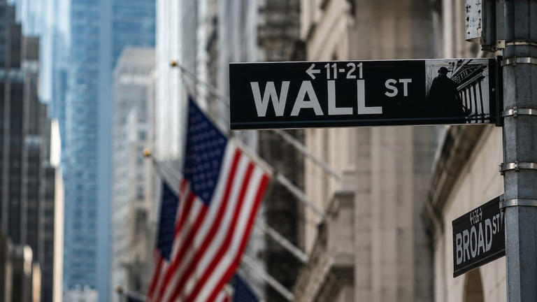 US stock market today: S&P 500, Dow remain volatile amid talks of Iran ...
