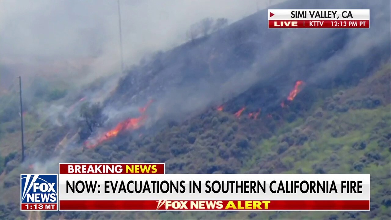 Reagan Library evacuated after fast-moving wildfire hits Southern ...