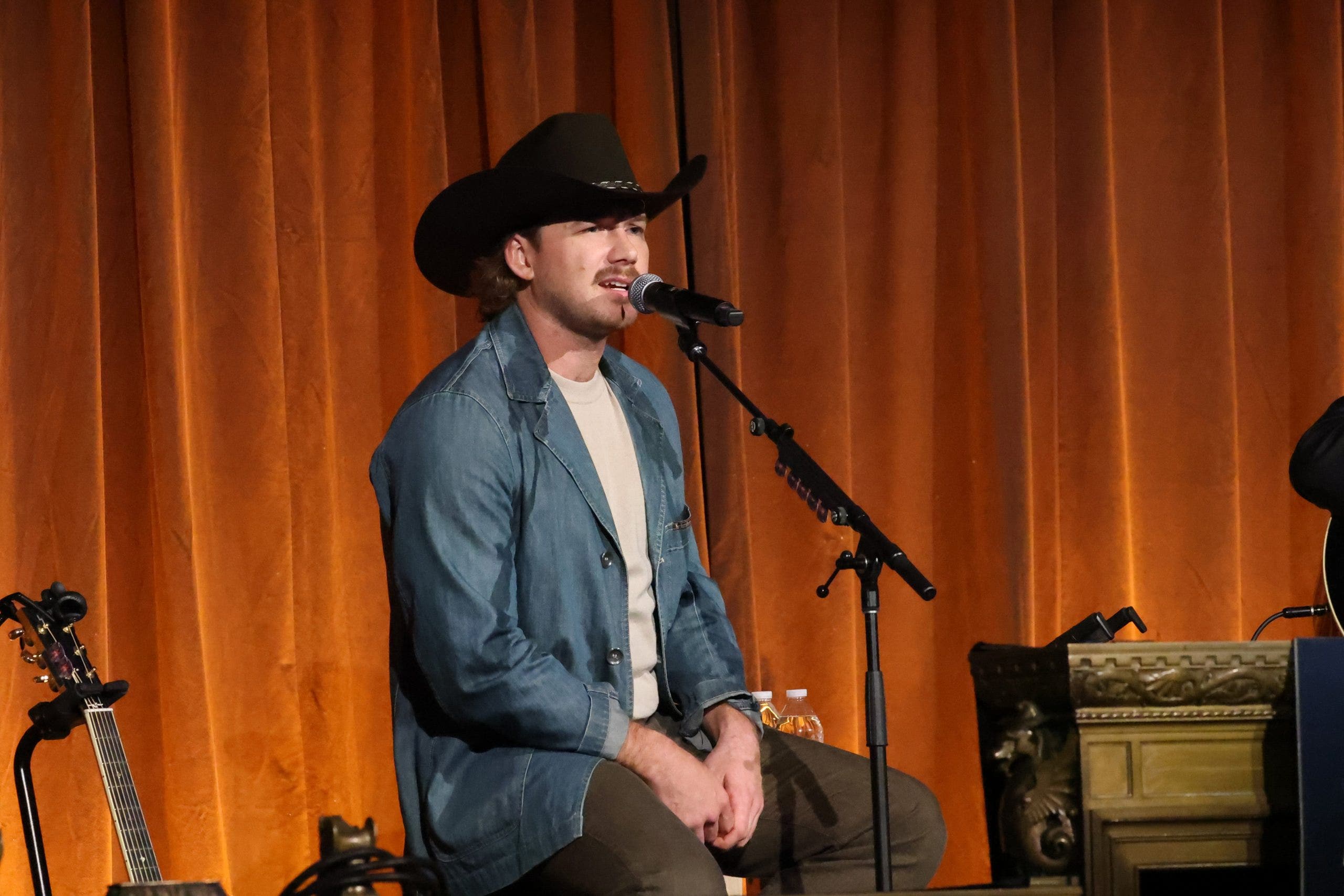 Morgan Wallen fans erupt with rage after country star is snubbed at ...