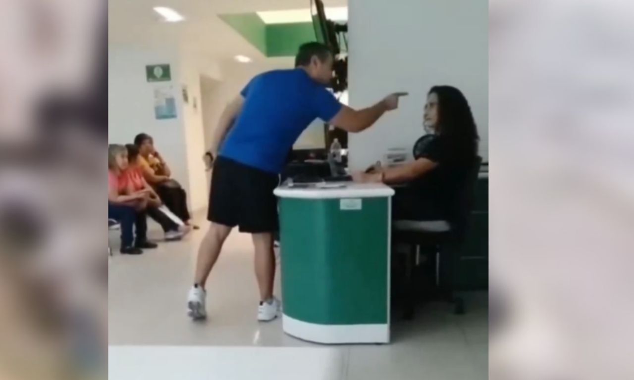 'Te meto en una bolsa y te mato': sujeto lanza amenazas feminicidas a ...