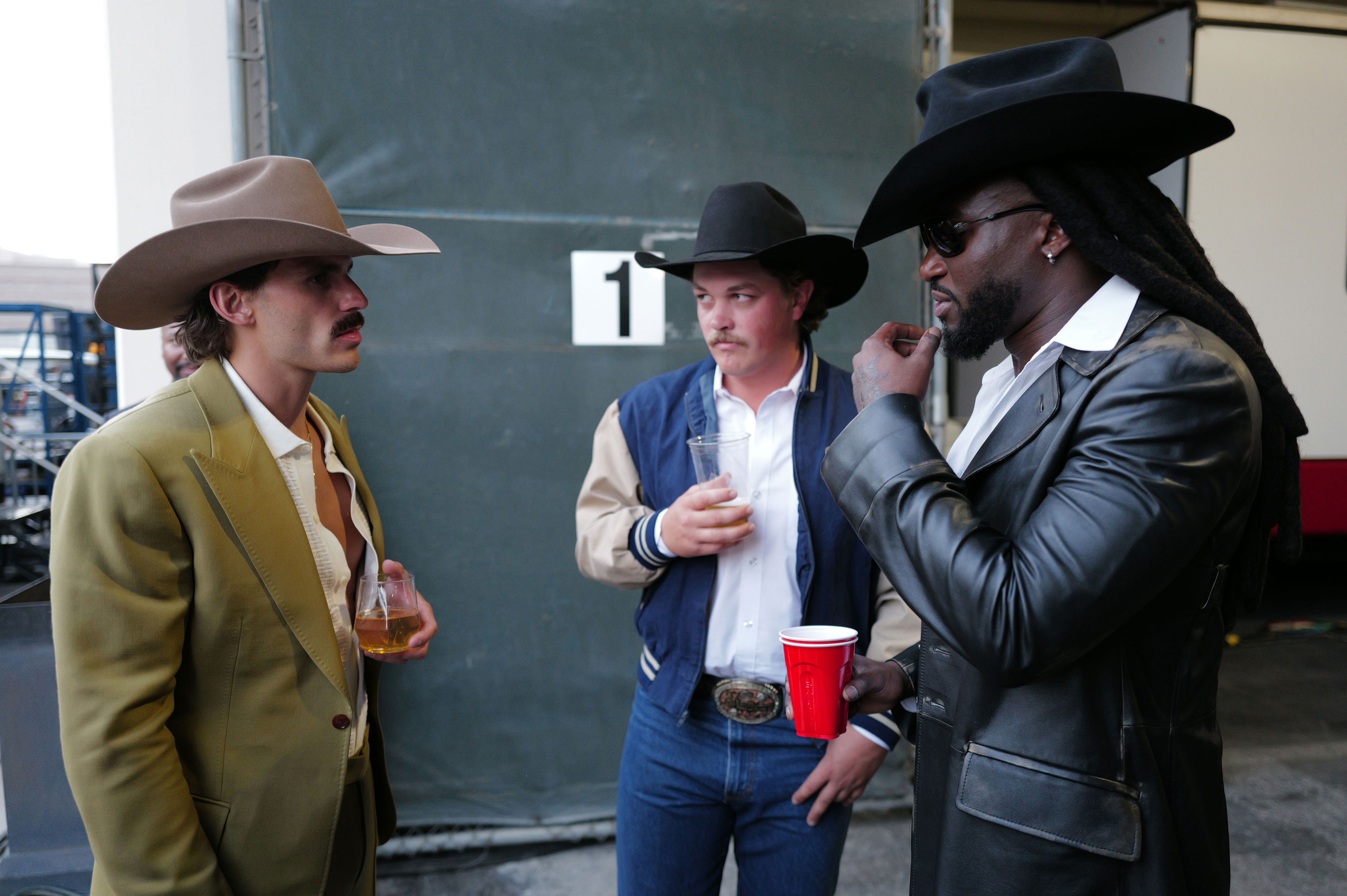 Inside a country music fever dream at the ACM Awards: A Blake Shelton ...