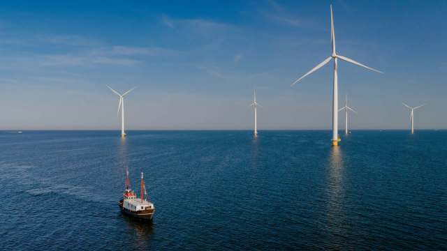 US taxpayers stuck with $2 billion bill to cancel offshore wind as AI ...