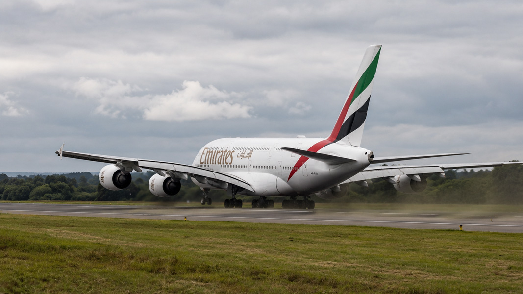 Giant A380 engine blast caught on camera
