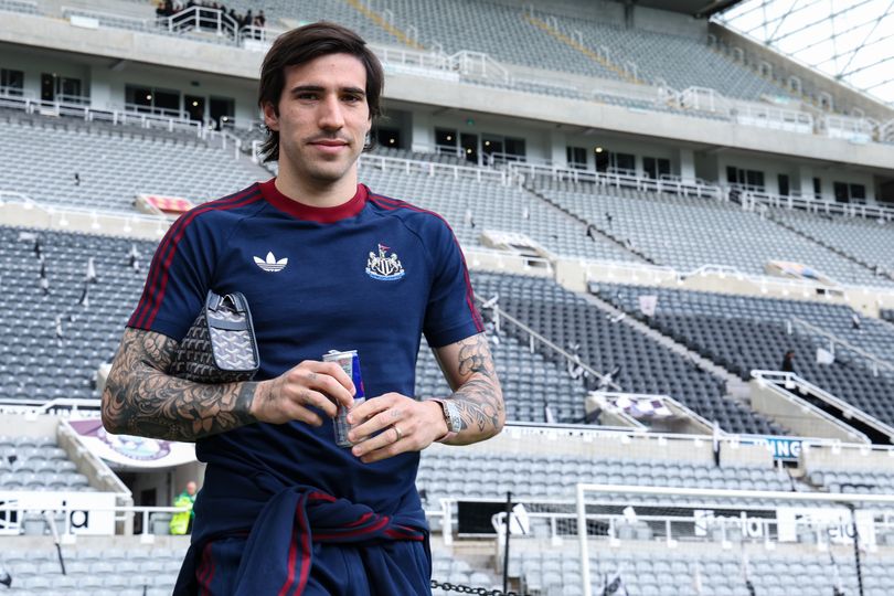 Sandro Tonali handed Newcastle United transfer warning as Man City ...