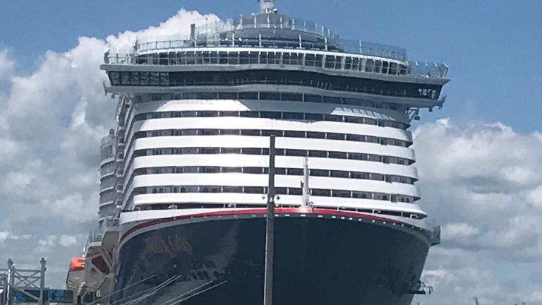 Carnival cruise ship rescues 9 people after setting sail from Port ...