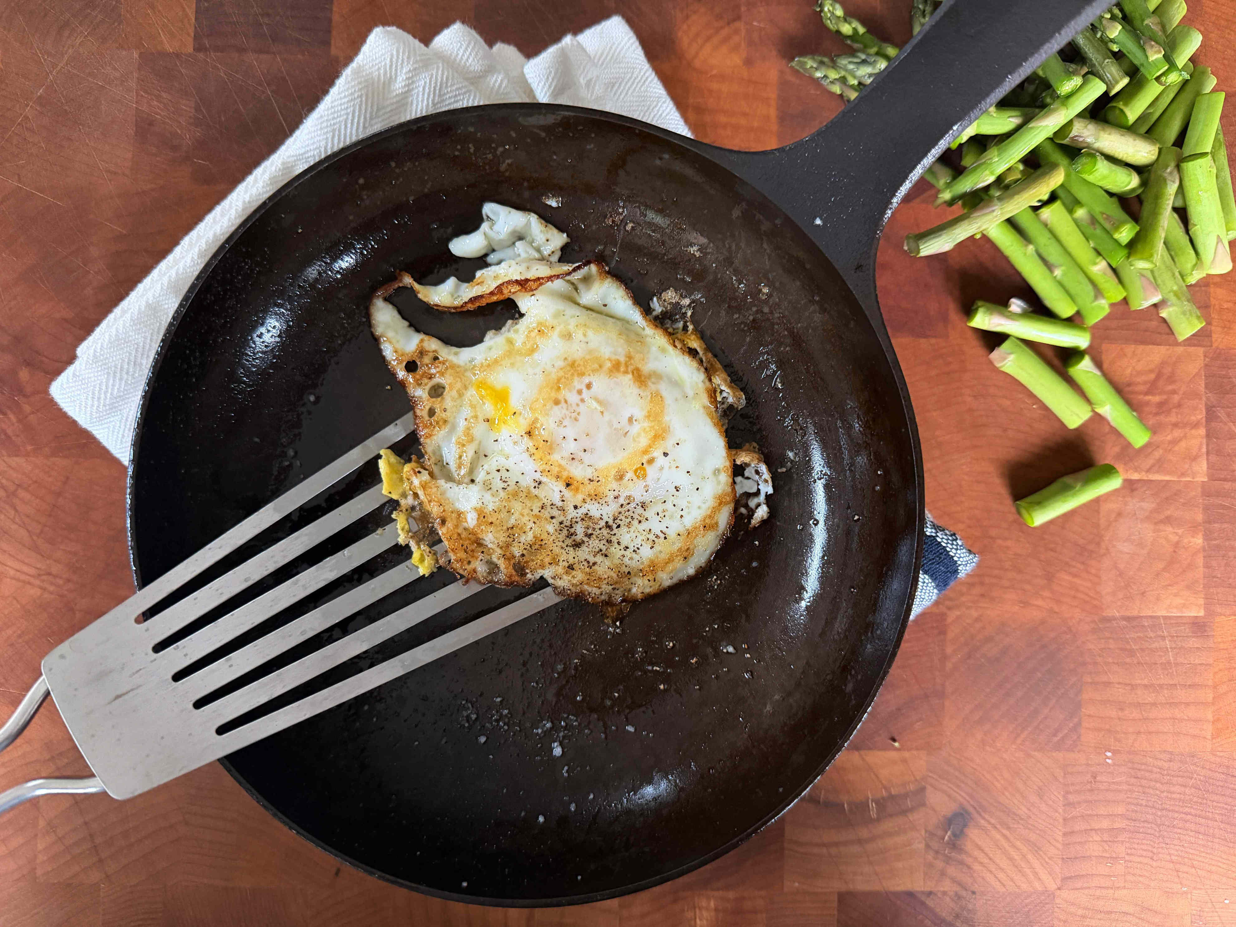 I didn’t need another cast iron pan until I tried this mini one—now it ...
