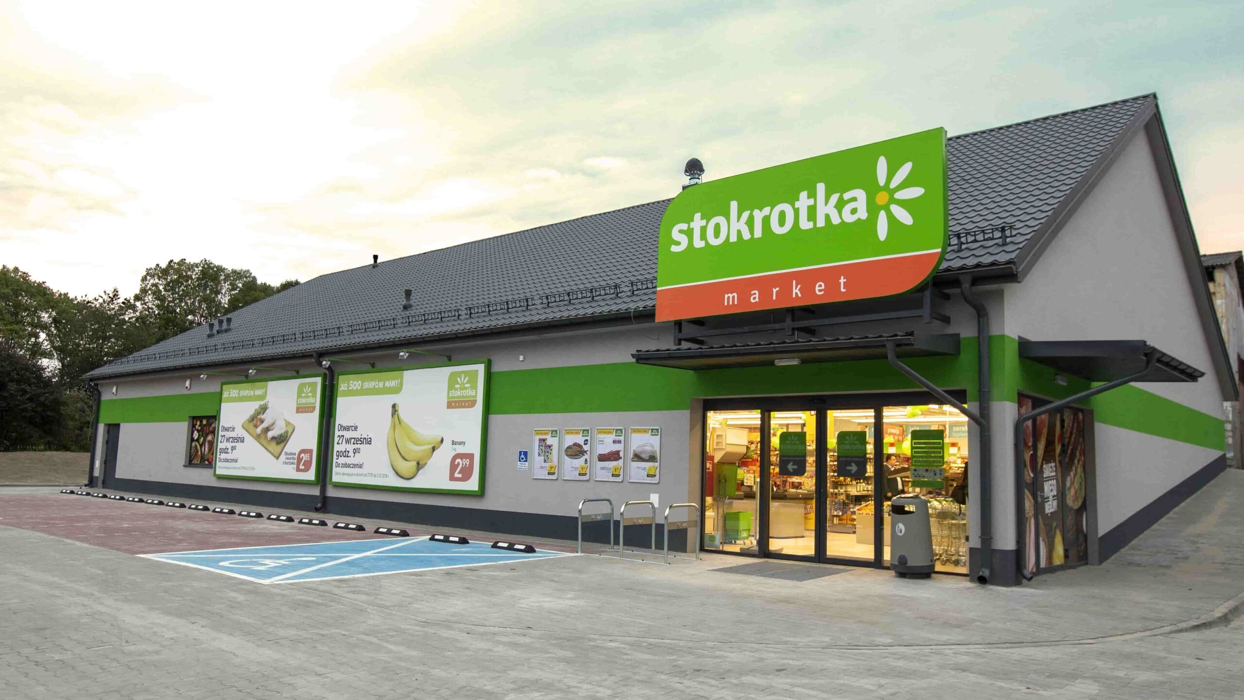 Litwini sprzedają Stokrotkę. Setki sklepów w rękach nowego inwestora