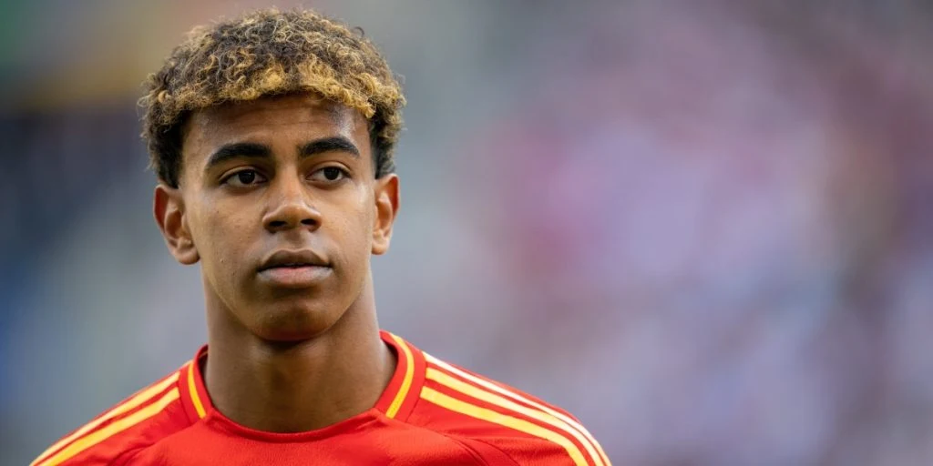 Lamine Yamal misser Spaniens åbningskamp til VM