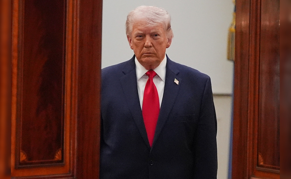 Trump says US should have taken bigger stake in Intel during talks with ...