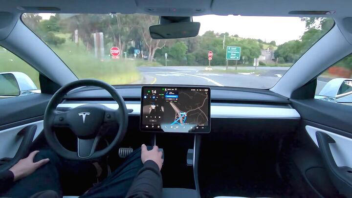 Tesla CEO Musk expects expansion of self-driving cars without monitors ...