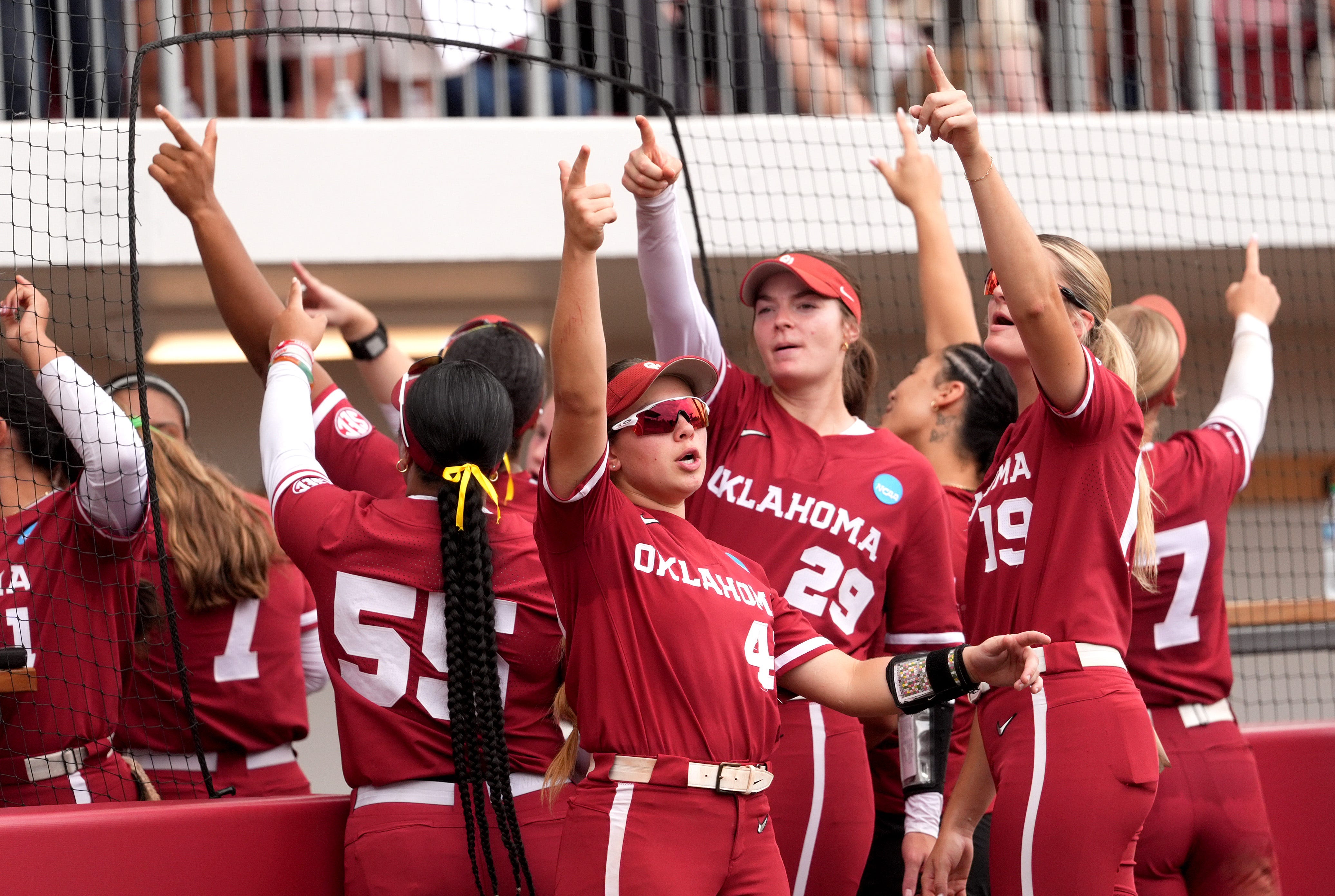 Women's College World Series winner odds led by Oklahoma, UCLA, Texas
