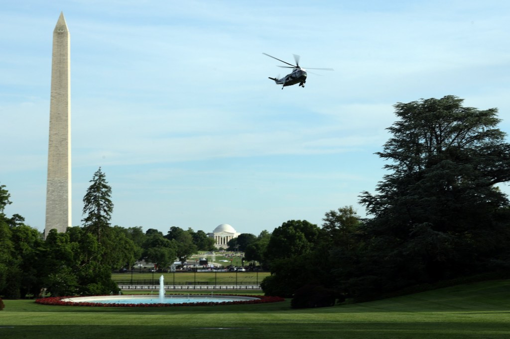 Donald Trump wants to build a permanent helipad at the White House ...