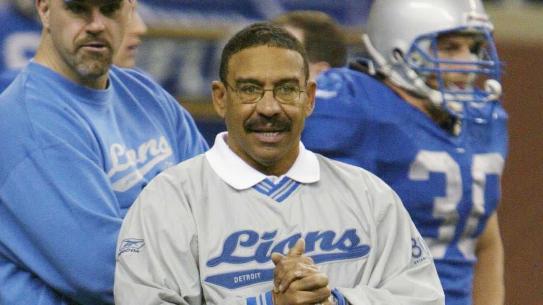 Four-time Super Bowl champion dies at 83