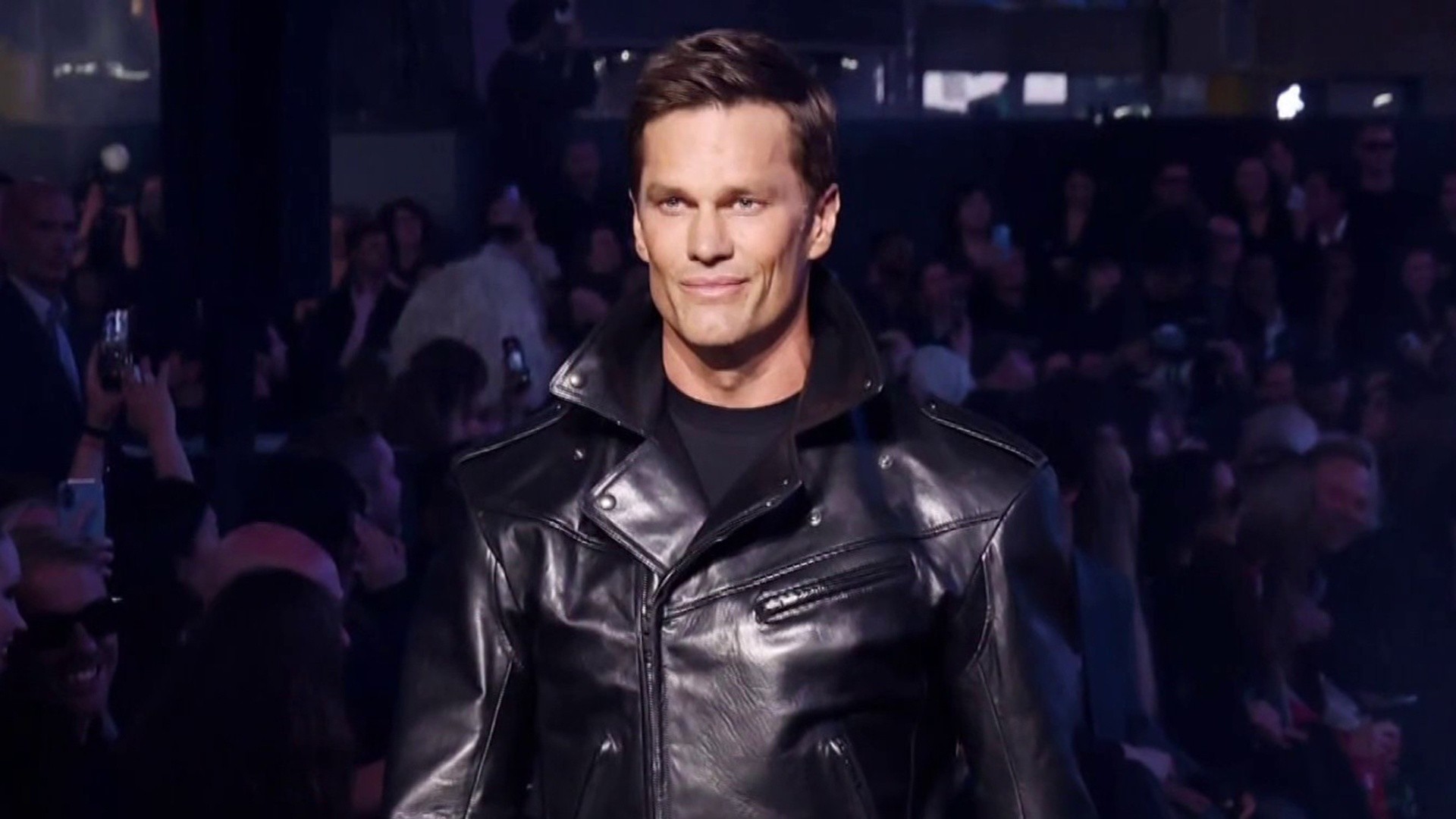 Tom Brady makes debut as runway model at Gucci fashion show
