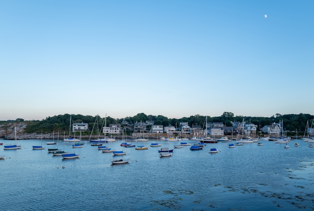 16 historic colonial towns preserving American history