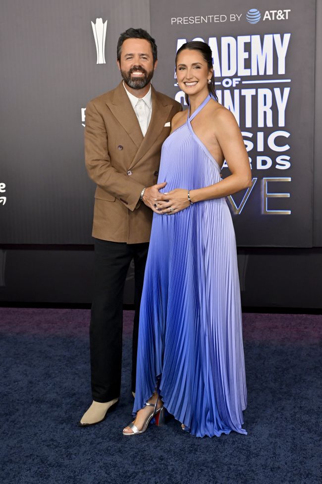 Old Dominion's Brad Tursi walks red carpet with pregnant wife — see photos
