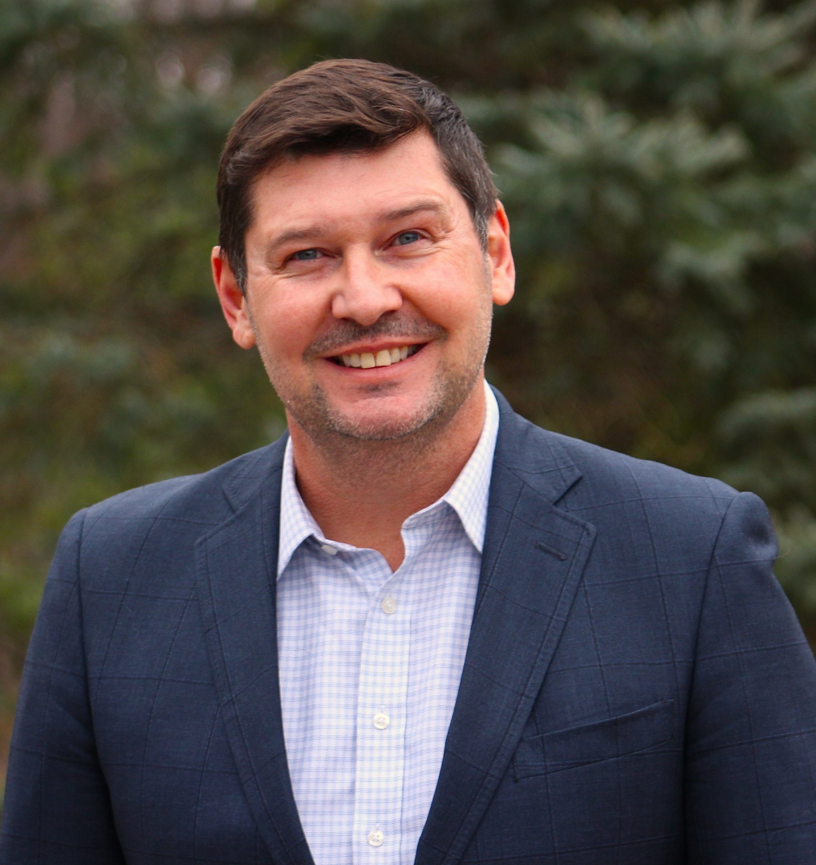 Meet two Democrats vying for Johnson County District 1 supervisor seat