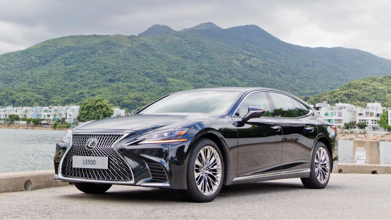This Lexus became one of the best used car bargains you can buy