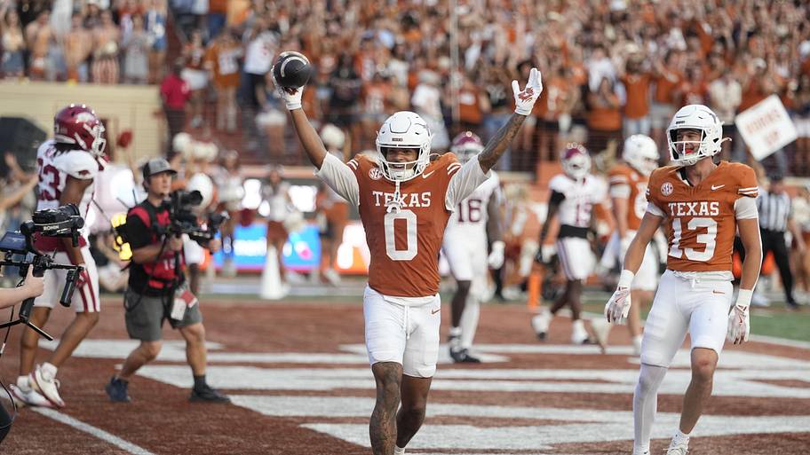 Analyzing the Texas Longhorns’ 2025 red-zone stats, trends for 2026
