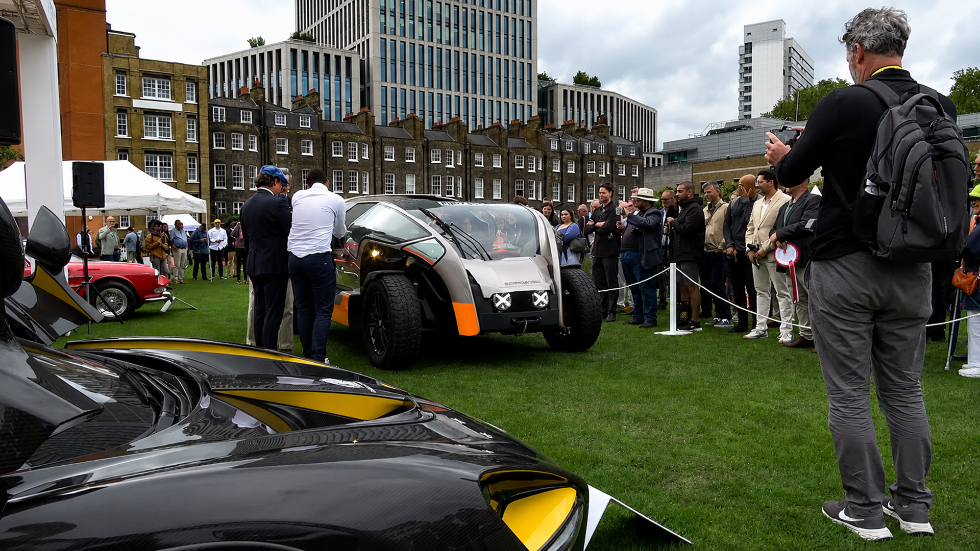 Amphibious car stuns judges at major event