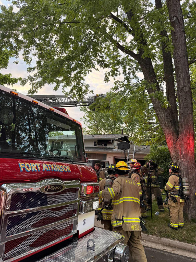 Fort Atkinson home unlivable after suffering fire, water damage