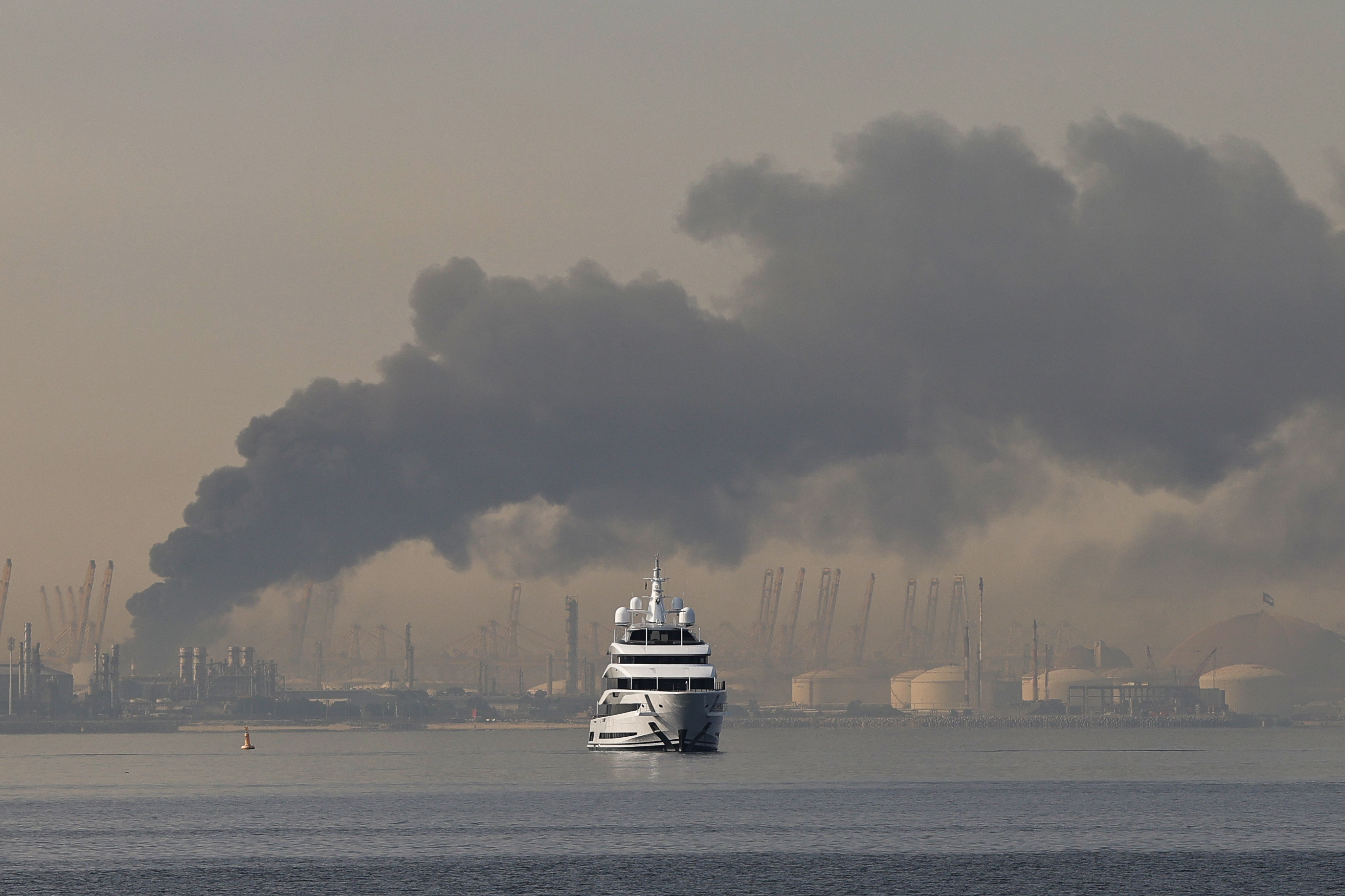 The Gulf does not have to choose Iran or Israel