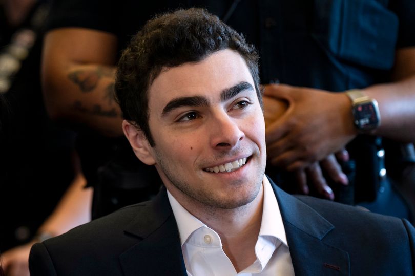 Judge allows gun and notebook as evidence in Luigi Mangione murder ...