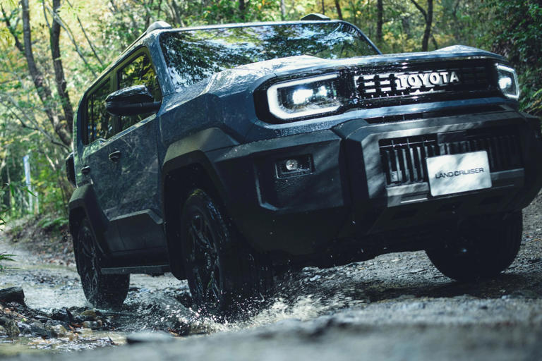 Toyota’s new compact FJ Cruiser takes a page straight out of Honda’s ...