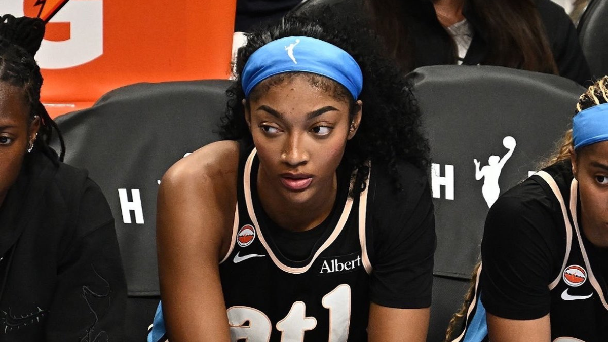 Angel Reese’s postgame picture with NBA great has fans talking after ...