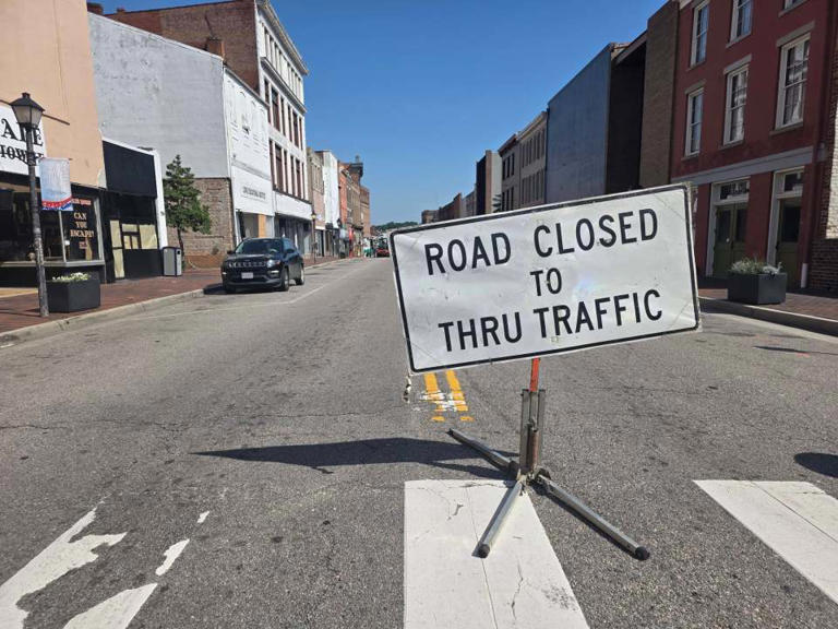 Part of street closed for emergency sewer collapse repair in Petersburg