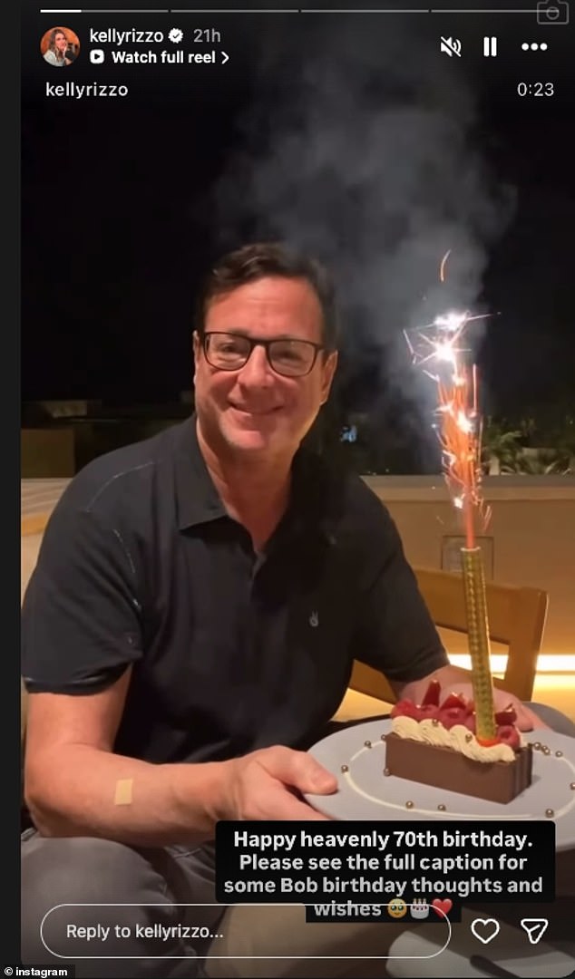 John Stamos shares final photo of Bob Saget before his death to mark ...