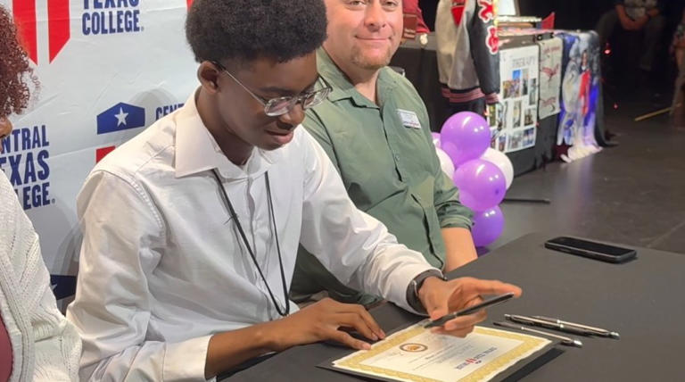 KISD’s Chapparal High School Commits 2 to CTC at Fine Arts signing ceremony