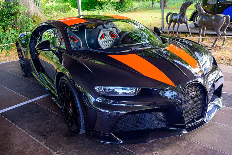 The 15 fastest cars in the world