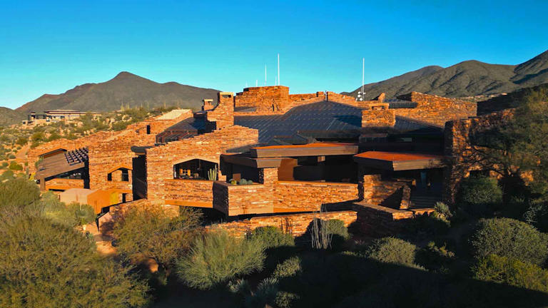 Go inside Desert Mountain's sublime clubhouse, an understated desert ...