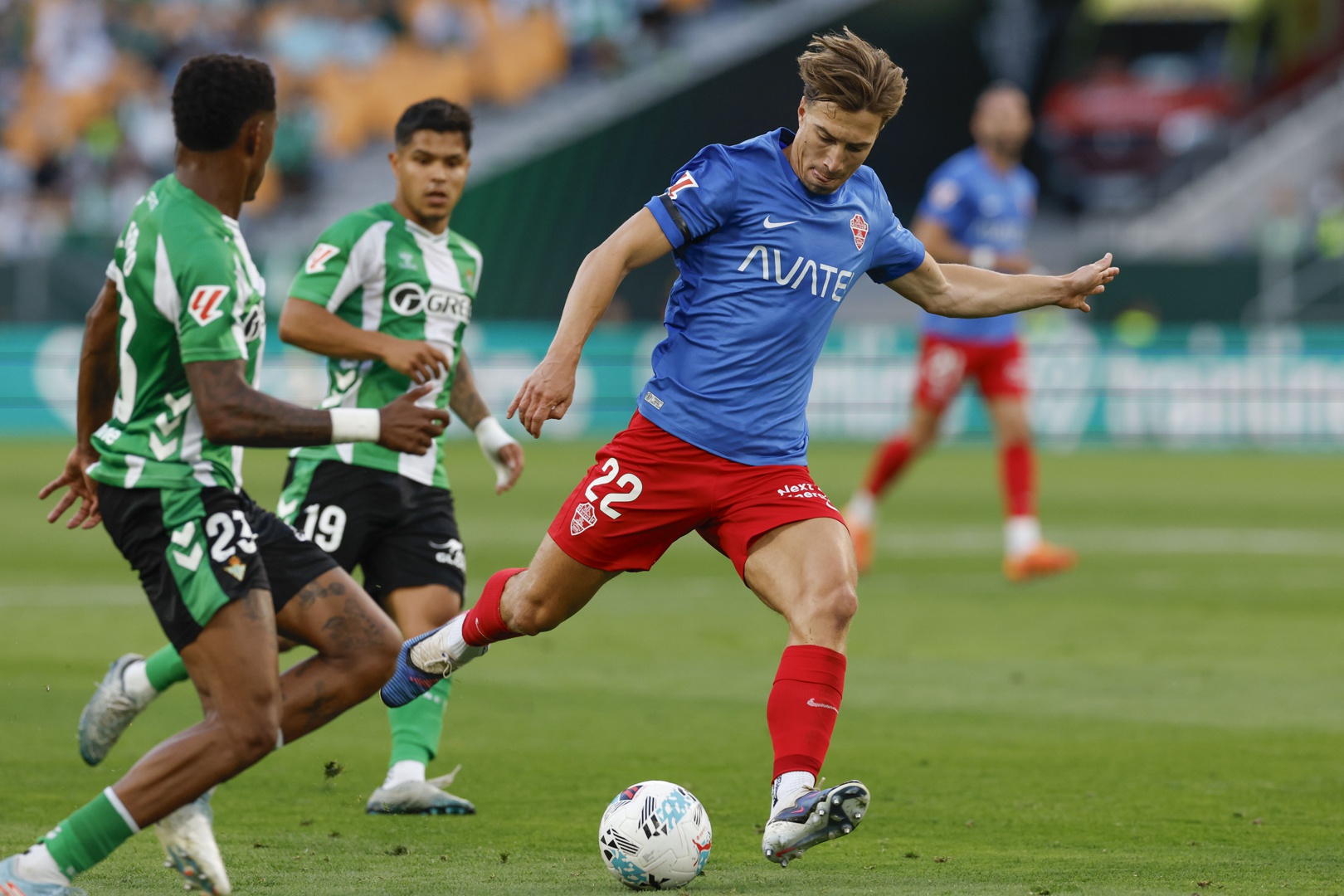 David Affengruber (Elche) es la gran novedad en la convocatoria ...