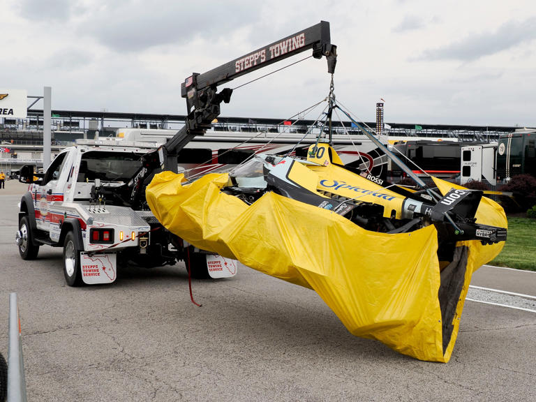 Alexander Rossi suffered injuries to his finger, ankle in crash; what ...