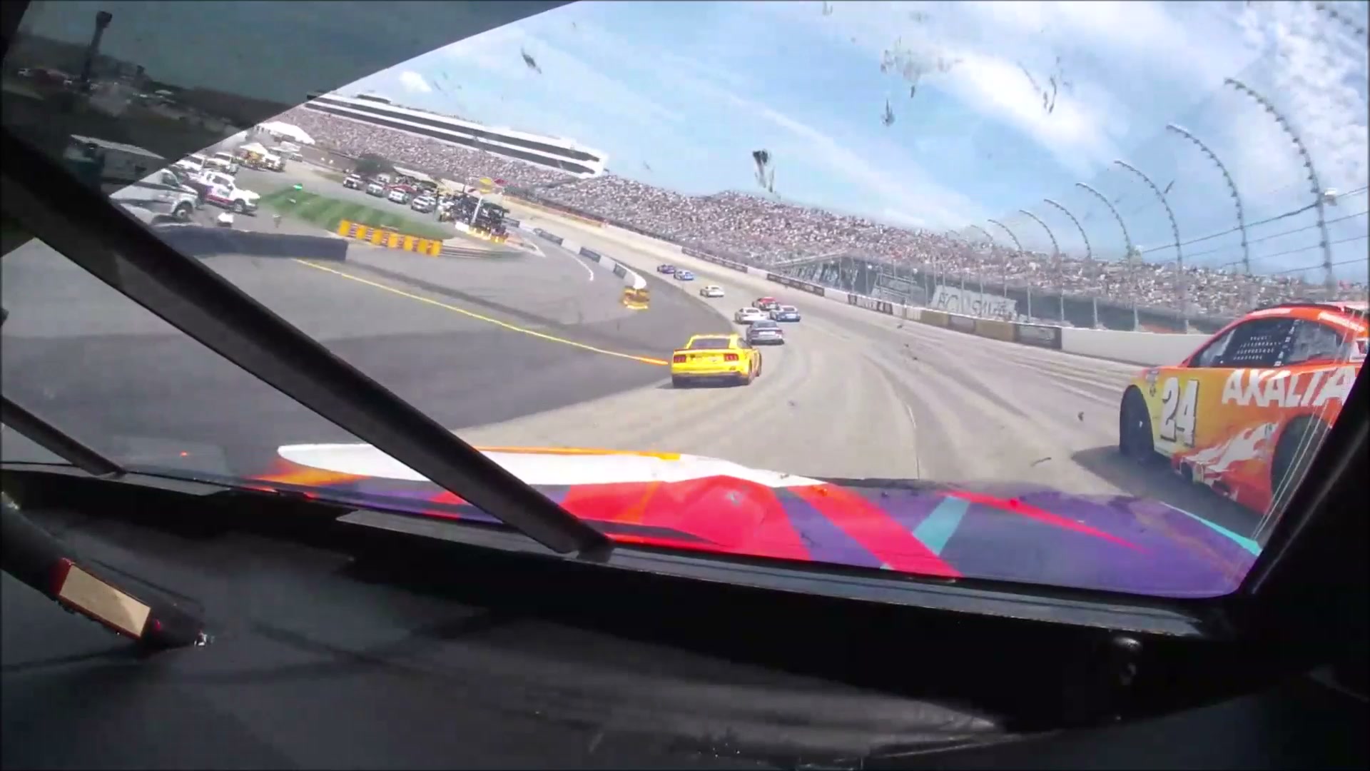 Bowman gets into Herbst before second multicar wreck