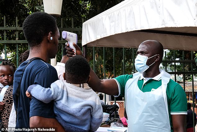 American tests positive for incurable Ebola strain as outbreak spreads ...