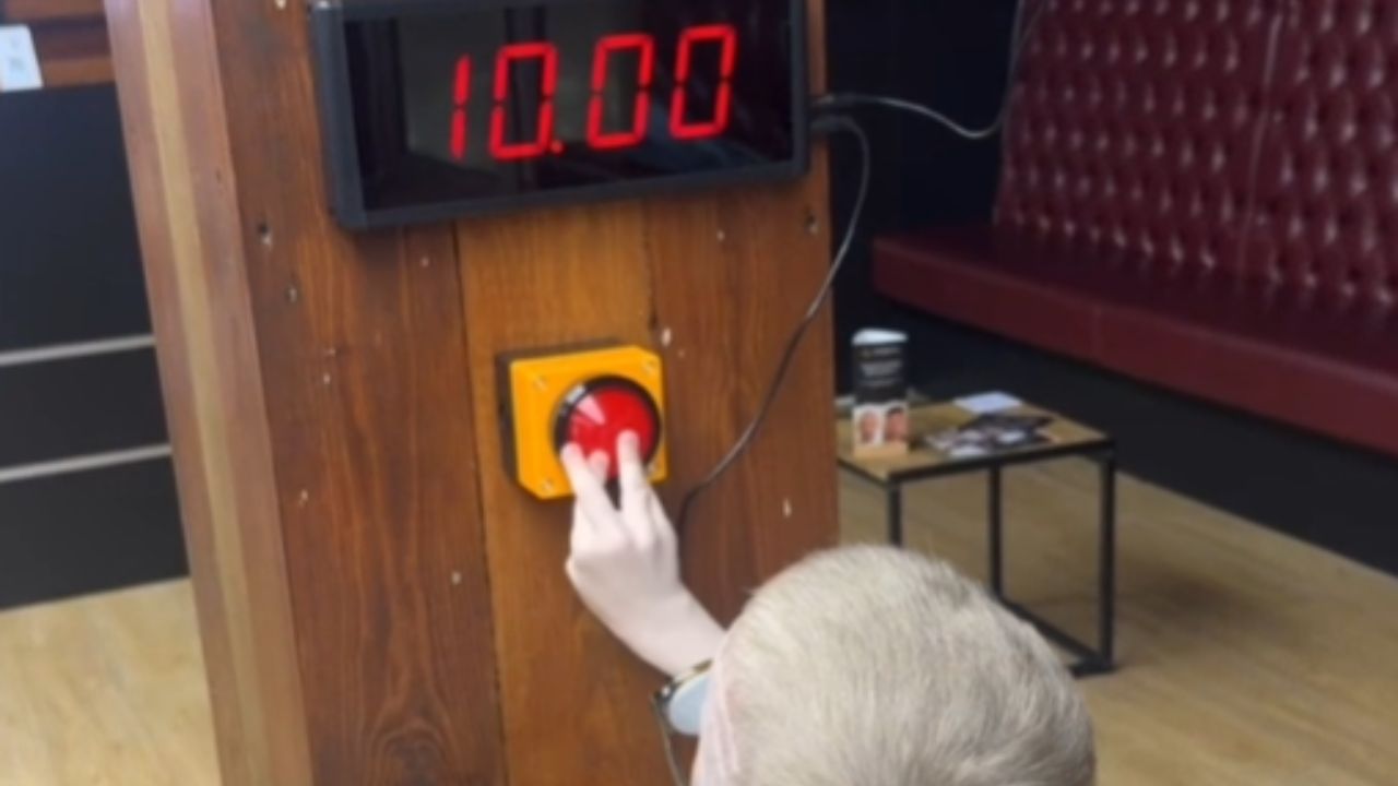 Little boy keeps his cool in a split-second challenge
