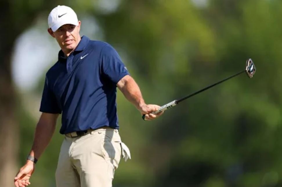 Rory McIlroy has fan kicked out during PGA Championship final round ...
