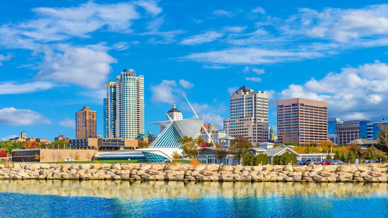 These 5 retirement destinations offer safety and beauty on a $3,000 budget
