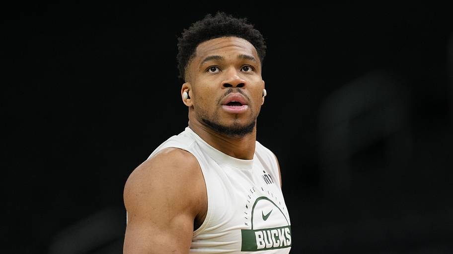 3 blockbuster trade targets for the Hornets in 2026