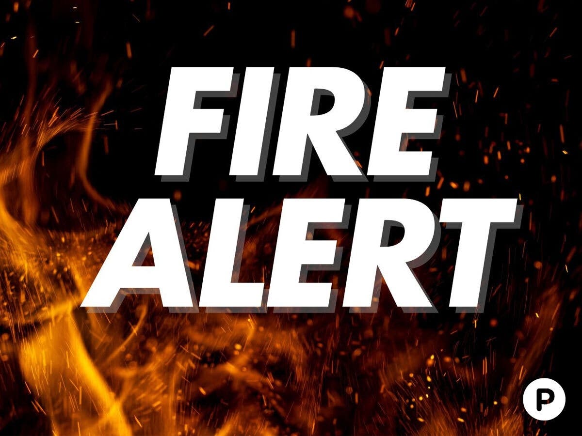 Brush fire burning in mountains between Temecula, Palm Desert